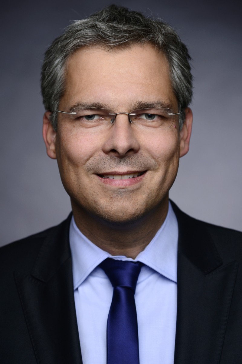 Dr. Ludwig Vogel | Verlagsgruppe Knapp - Richardi - Verlag für ...