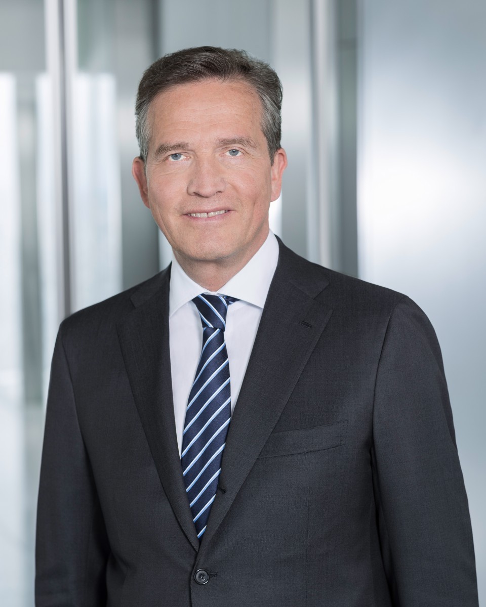 Jörg Hessenmüller / Frank Annuscheit / Michael Reuther | Verlagsgruppe ...