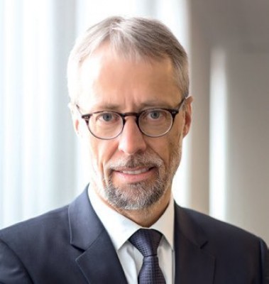 Harald Heßke / Oliver Roes / Dr. Michael Reinhart / Dr. Volker Stadler ...