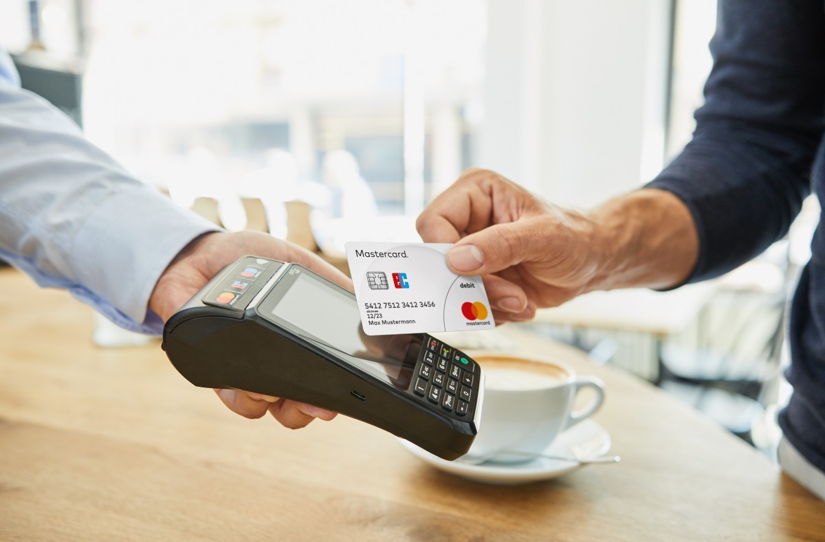 Mastercard ermöglicht die Erhöhung des Limits für kontaktlose Zahlungen ...